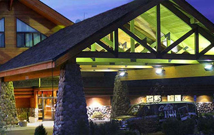 C'mon Inn Hotel & Suites